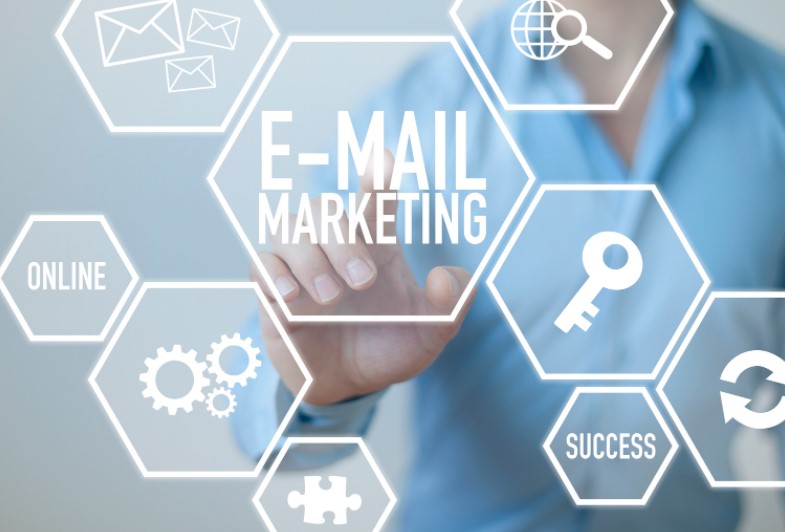 How to Write a Marketing Email That Converts - CompulearnTech