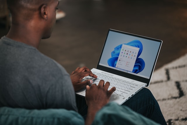 How To Use Safari Browser for Windows? - CompulearnTech